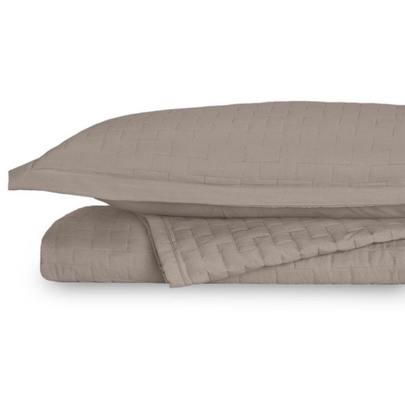 Jennifer Adams | Bedding | Jennifer Adams Home Quilted Madison King ...